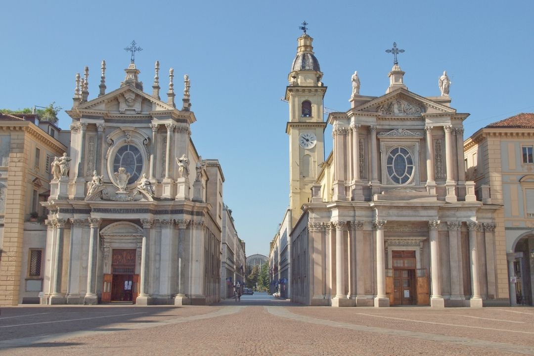 The 10 largest squares in Europe - Tourtravel & more