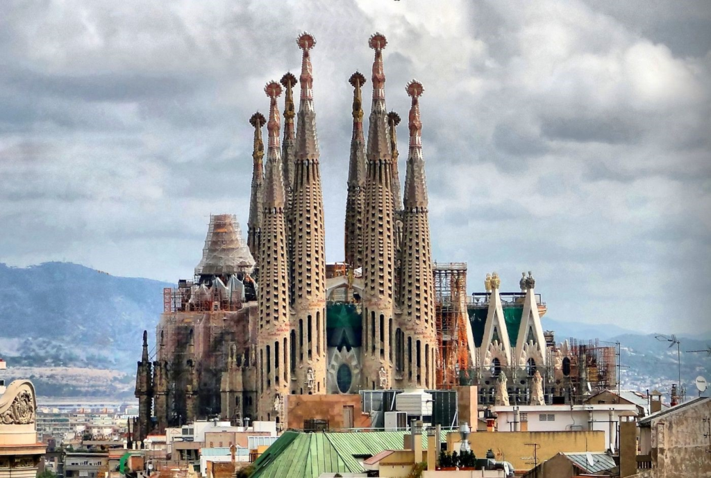 Gaudí's route through Spain - Tourtravel&more